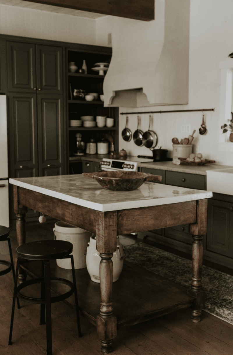 17 Rustic Kitchen Ideas For A Cozy Space You'll Love - The Chic Quota