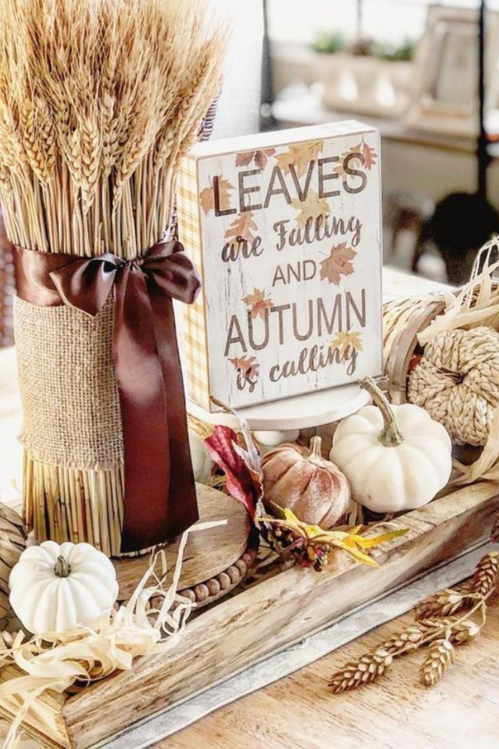 23 Beautiful Fall Table Centerpieces To Get Inspired By - The Chic Quota