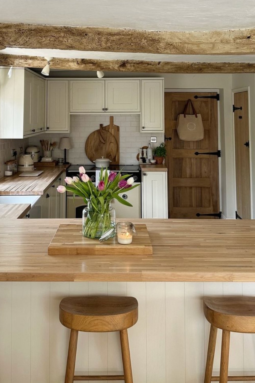 Farmhouse Kitchen Decor: 26 Ideas For Beautiful Old-Fashioned Charm ...