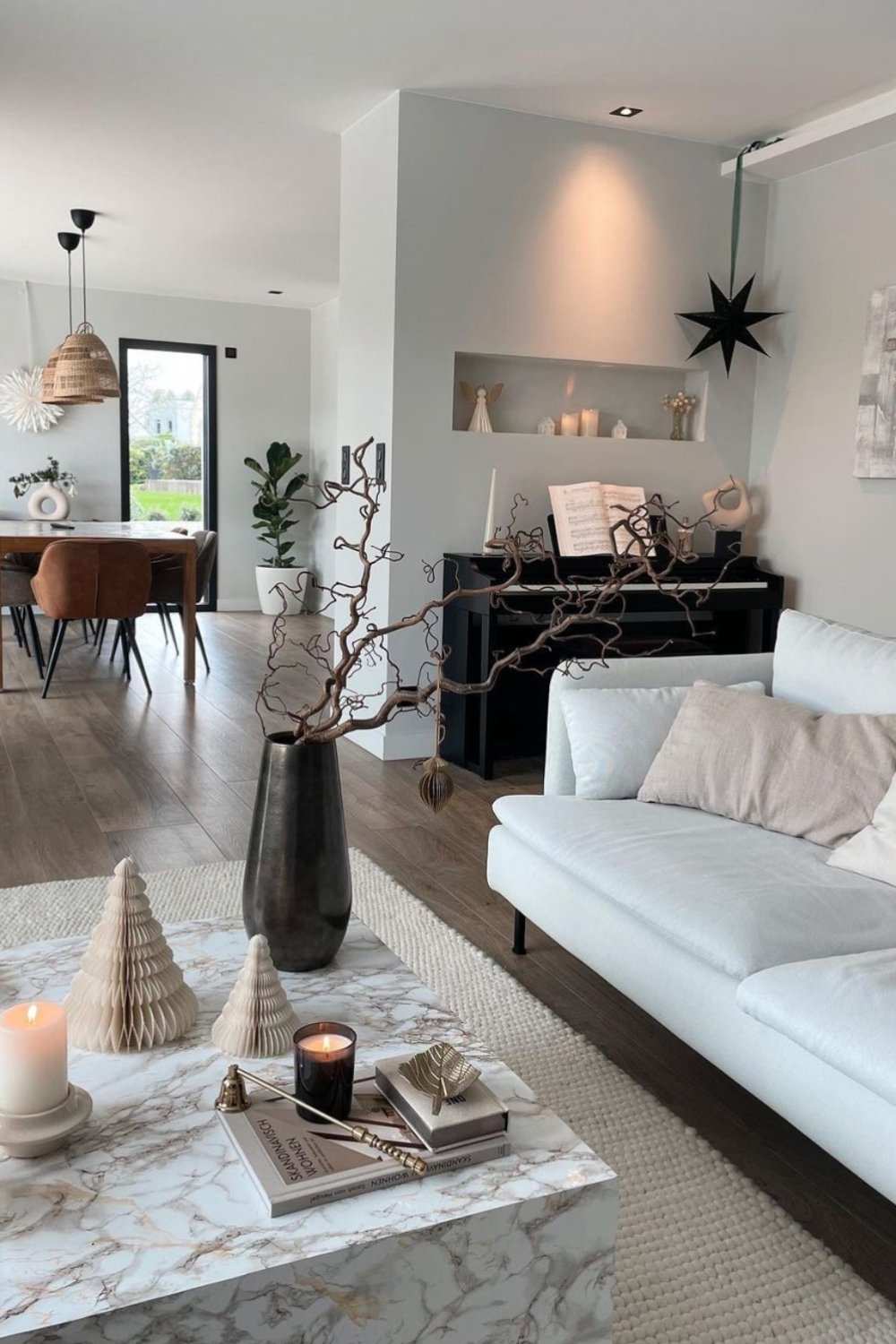 Minimalist Christmas Decor: 35 Beautiful Ideas For A Modern Holiday ...