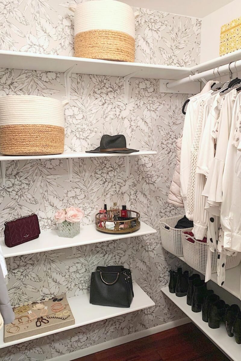 28 Small Walk In Closet Ideas To Design A Dreamy Wardrobe - The Chic Quota