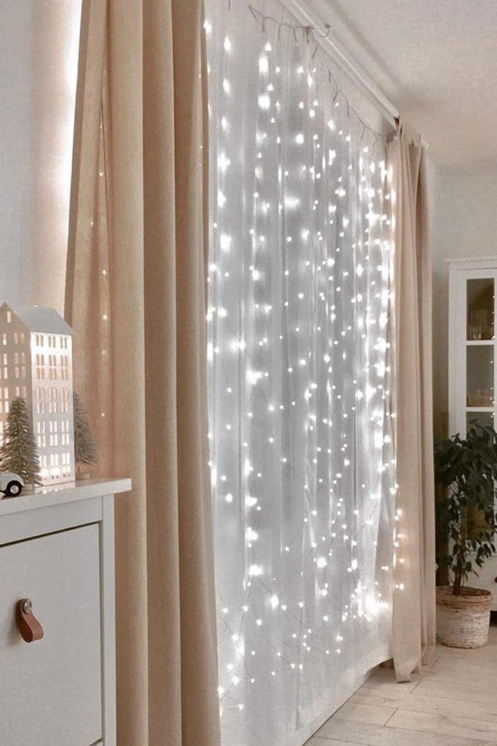 23 Gorgeous Ideas for The Best Christmas Window Decorations - THE CHIC ...