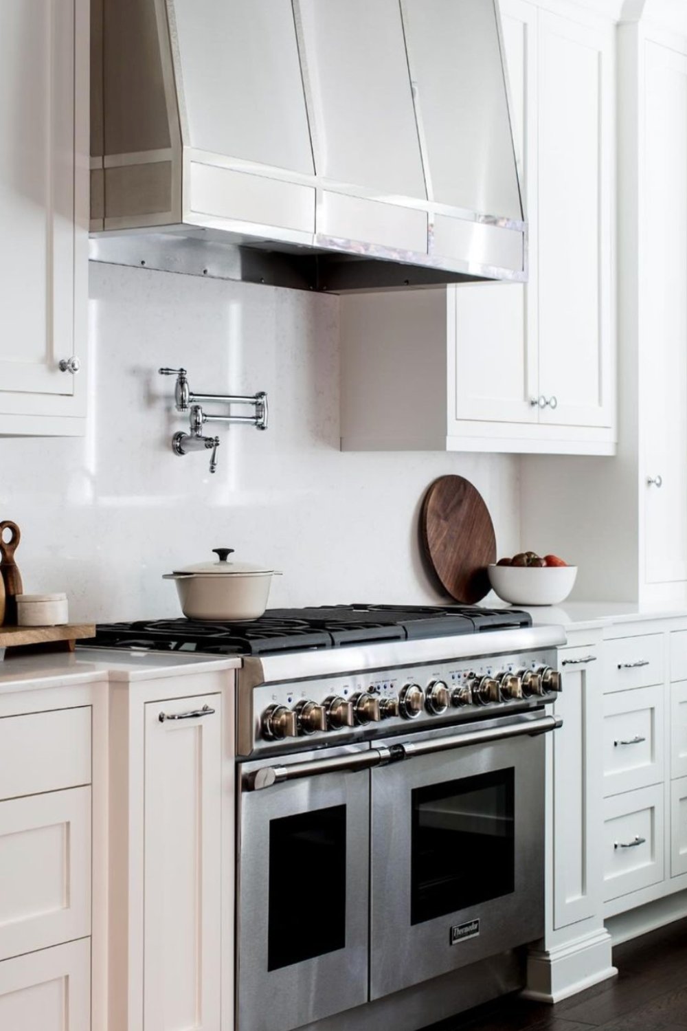 24 Best Farmhouse Kitchen Hood Ideas for a Rustic Style - THE CHIC QUOTA