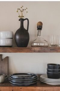 26 Earthy Kitchen Must-Haves | How To Create a Warm & Elegant Design ...