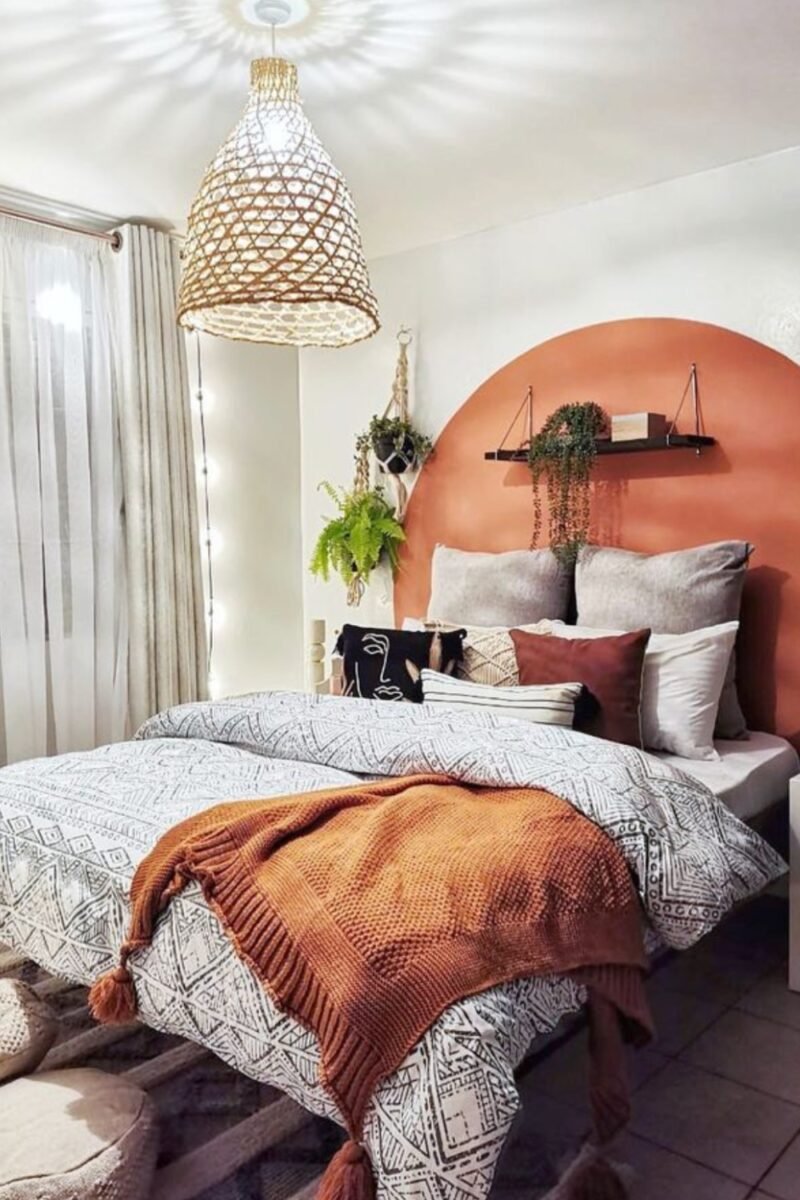 18 Best Over The Bed Wall Decor Ideas You Need For A Stylish Bedroom ...