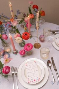 24 Simple But Elegant Spring Centerpiece Ideas For A Beautiful Table ...