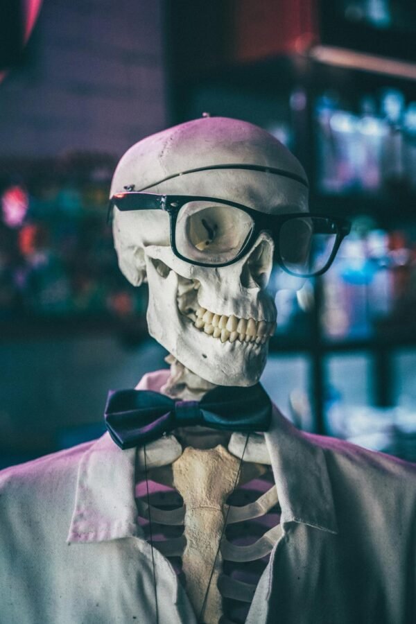 15 Halloween Party Games For The Best Spooky Board Night - THE CHIC QUOTA