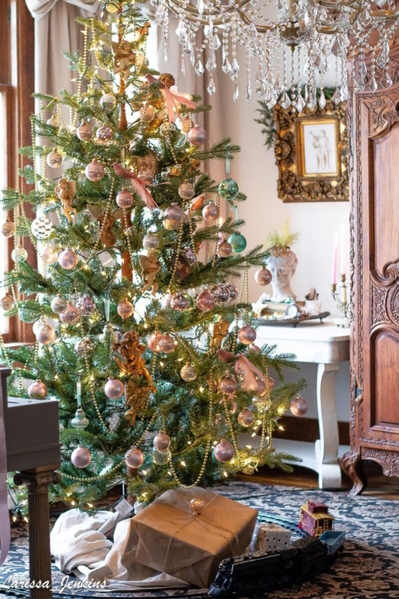 20 Unique Vintage Christmas Tree Themes You Need To See In 2025 - THE ...