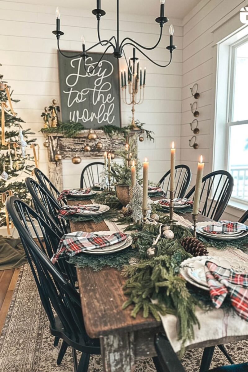 20 Rustic Christmas Table Decor Themes Your Guests Will Love - THE CHIC ...